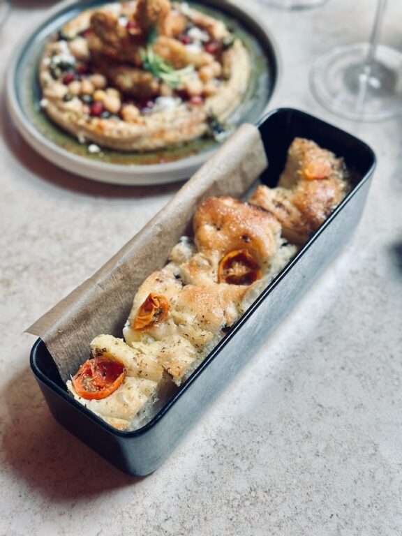 DO&CO Bistro München. Zwischen Schnitzel und Sashimi - FOODHUNTER